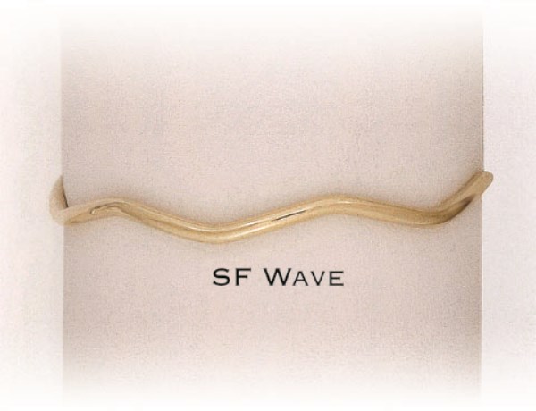 9CT SILVER FILLED WAVE BANGLE | Golden Mile Jewellery Manufacturers ...